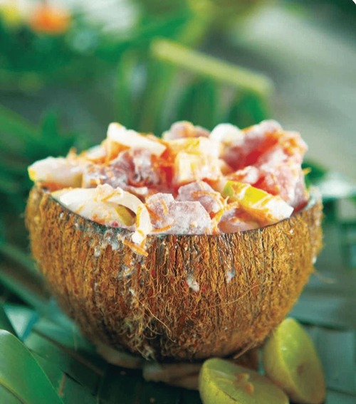 Poisson cru au lait de coco - Tahiti Whattodo